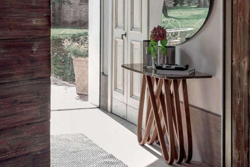 Arredi funzionali per l'ingresso di casa: le consolle moderne