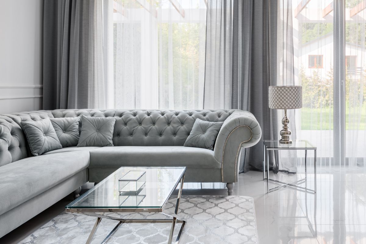 Color platino en muebles para el hogar: consejos e imágenes